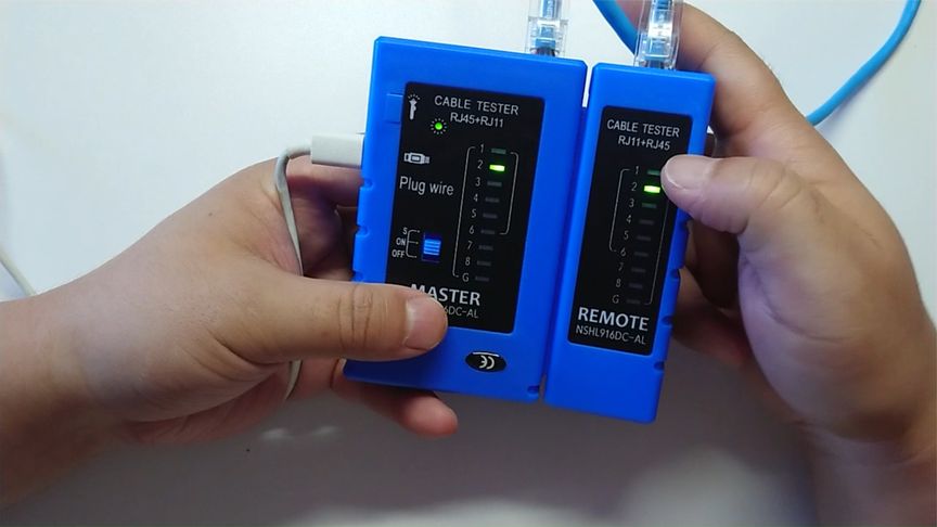 弱电工程必备工具实操:网线测线仪的基本使用方法