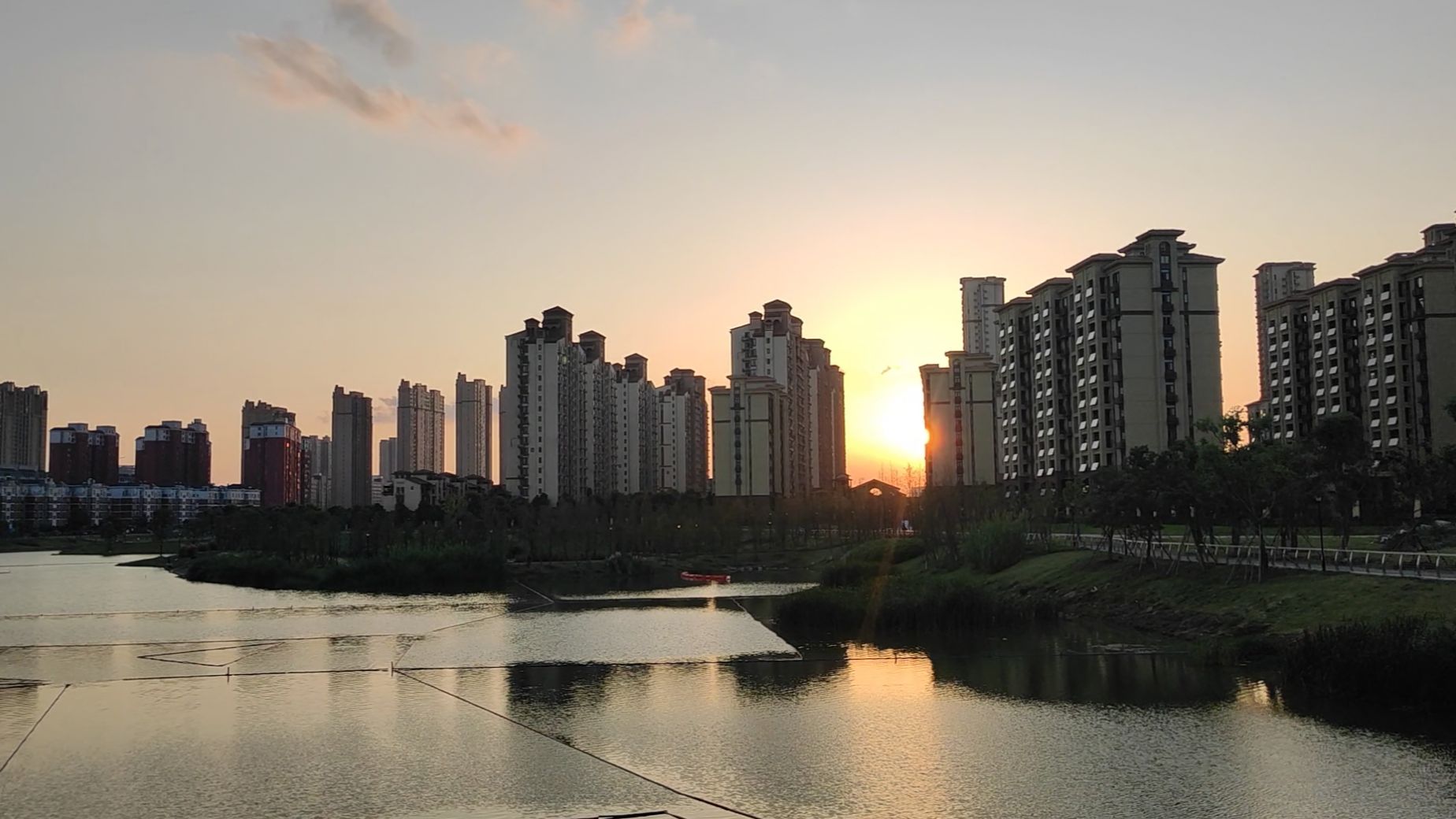 北京调整优化购房政策:首套房首付比例降至30%、二套房最低40%