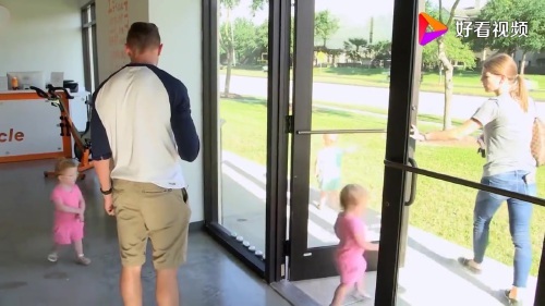 娃生太多了!来的时候有5个,结果走的时候一数,怎么少了一个