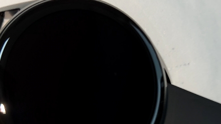 华为watch3才带了不到两周,小心使用,出现了很多划痕
