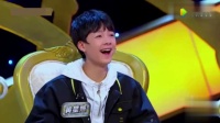 学生在学校攀比, 家长在微信群攀比, 撒贝宁: 这是他们内心的恐慌!