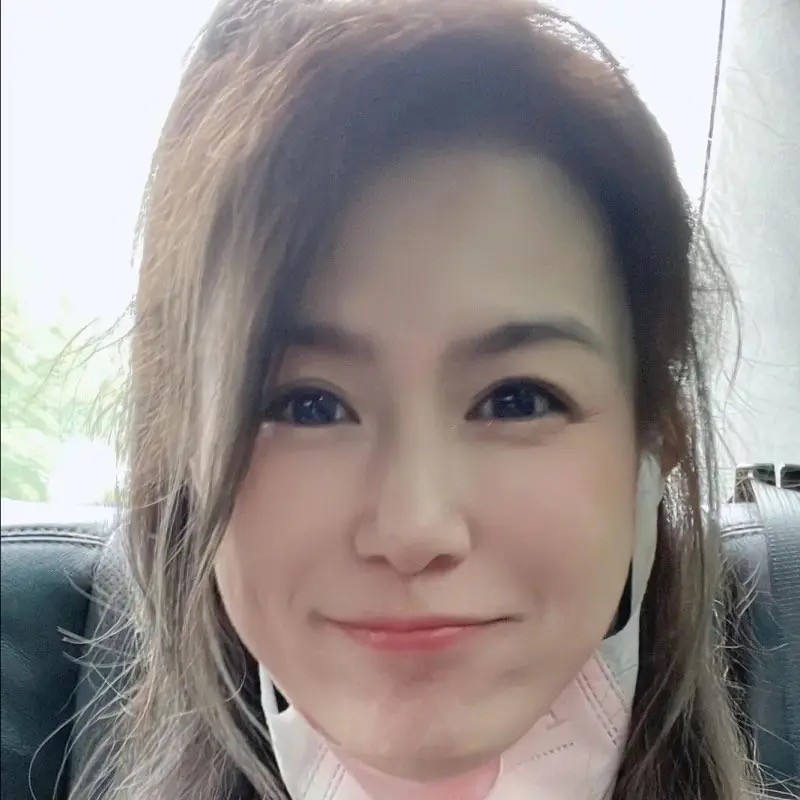 不见星光不见君吖 