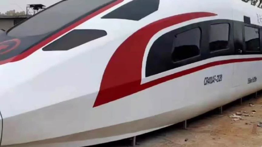 大型铁艺一比一高仿真高铁动车模型,和谐号复兴号教学模拟舱定做