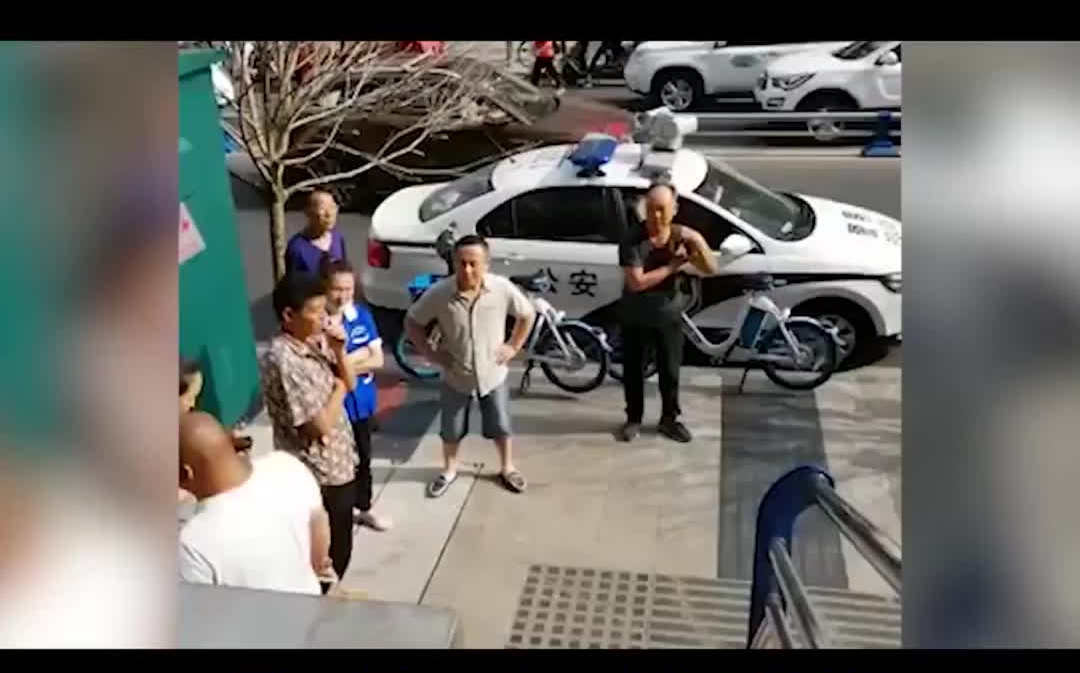 男子持刀杀害妻子,事发时两人正办离婚