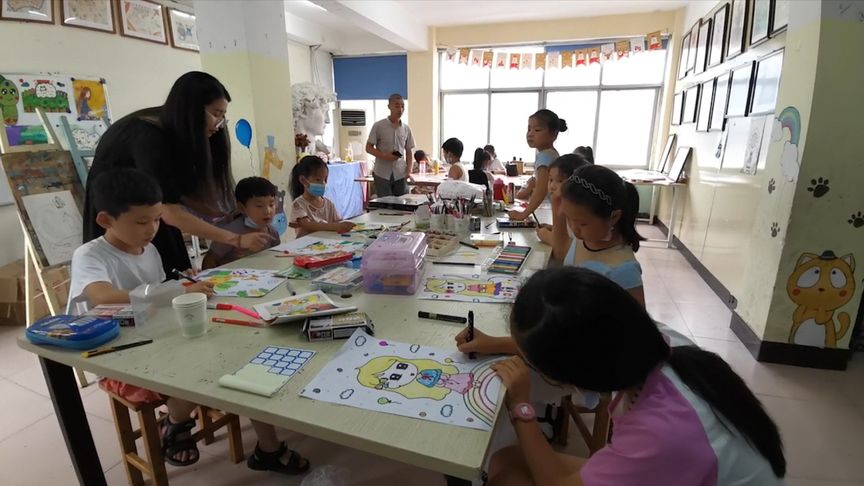 河南周口:多数培训机构线下分批复课,并聘请医生进行专业消杀