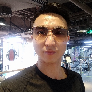 有温度的南哥 