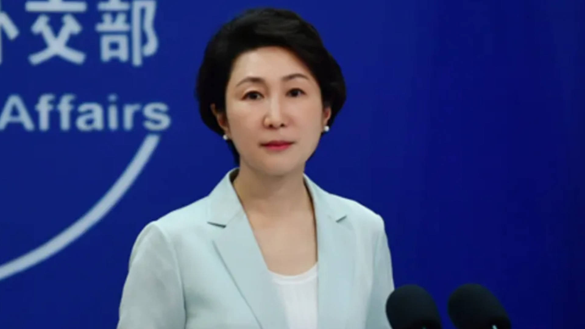 美国务院称明年中方办APEC台湾必须"平等"参与,中方回应