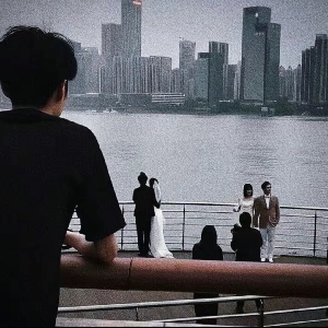 看起来很聪明-_- 
