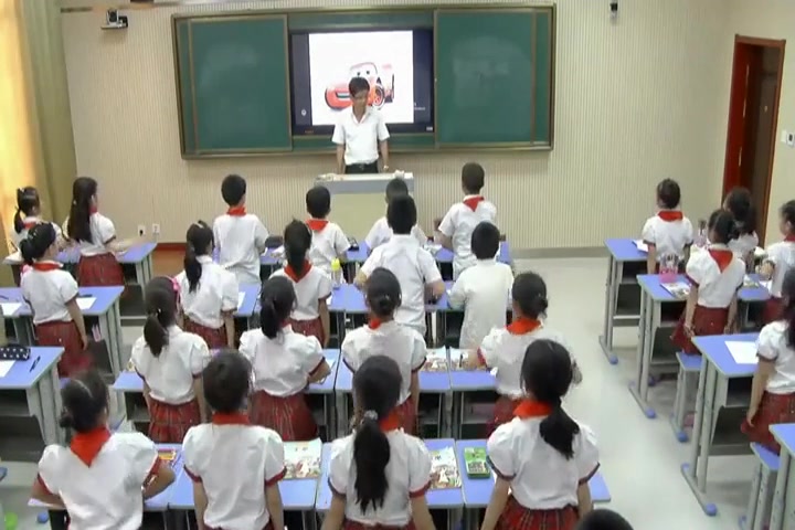 ...湘美版湘教版小学美术三年级下册《5. 可爱的汽车》-闫老师优质课...