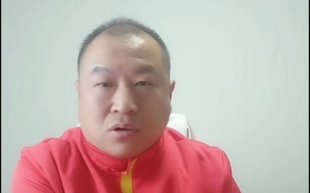 昨天直播宣布郑钦文退赛那段的回放 去官网确认一直以为是手腕伤 #郑...