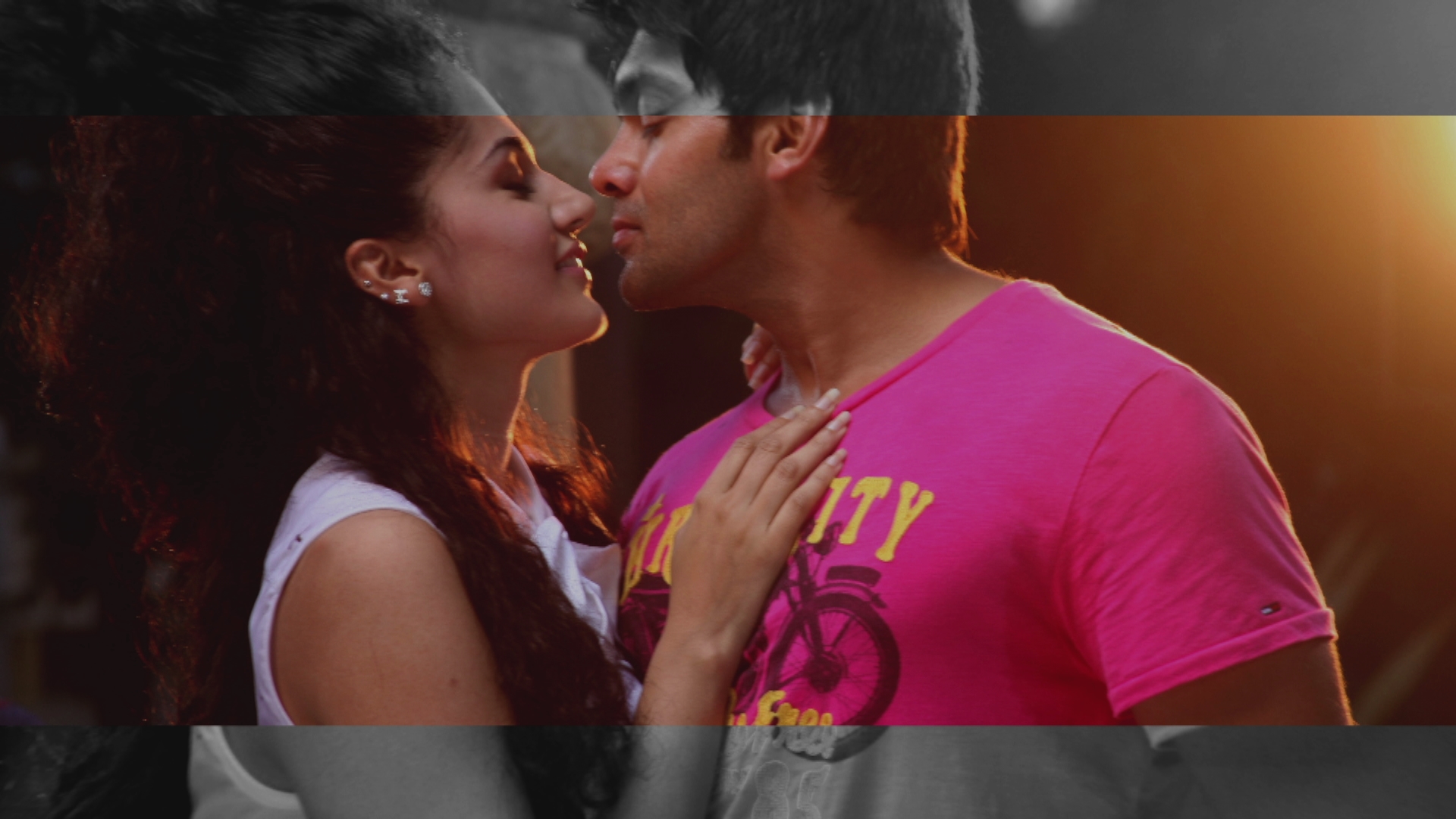 En Fuse Pochu - Yuvanshankar Raja&Karthik&Ramya NSK