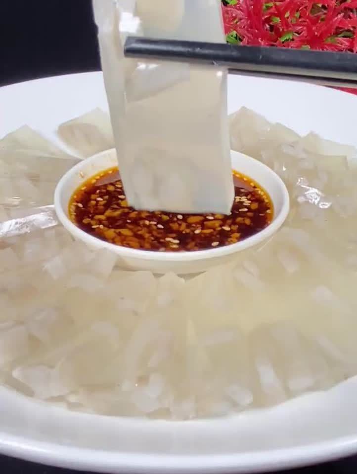 水晶猪皮冻的做法真实有效的做法特别适合在家里做#美食