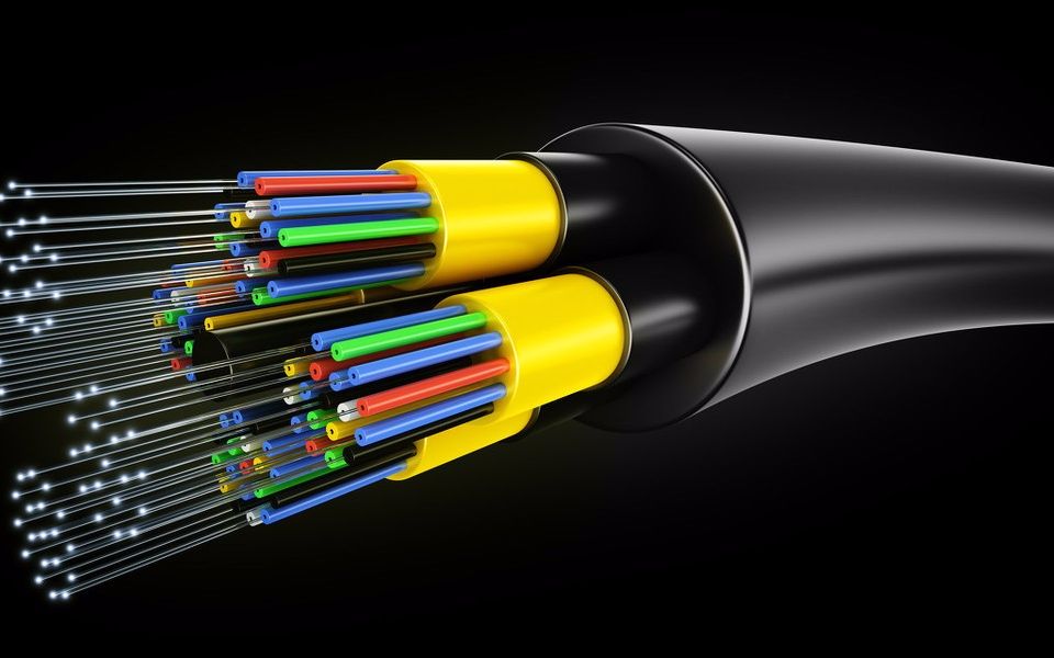 如果电缆断了,可以用电笔或者万用表直接找出断点的位置吗?