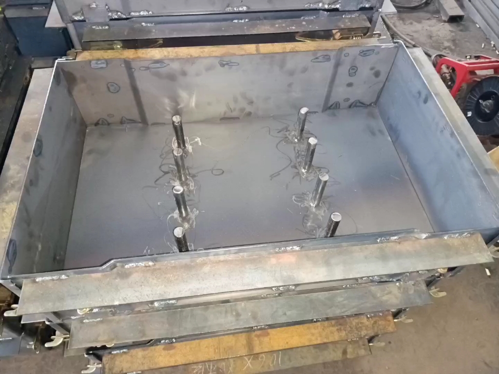 预制钢筋砼盖板模具