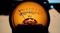 TA7318P驱动的39系列电平表 VU表 功率效果