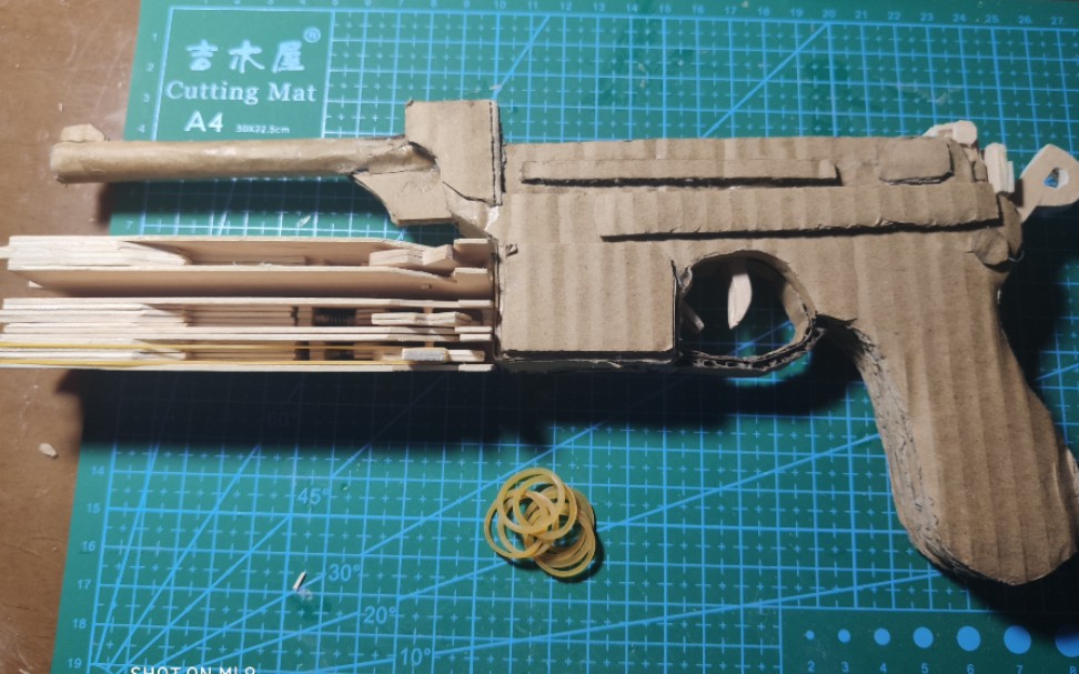 【纸板枪】如何用木板制作一把毛瑟手枪的弹夹