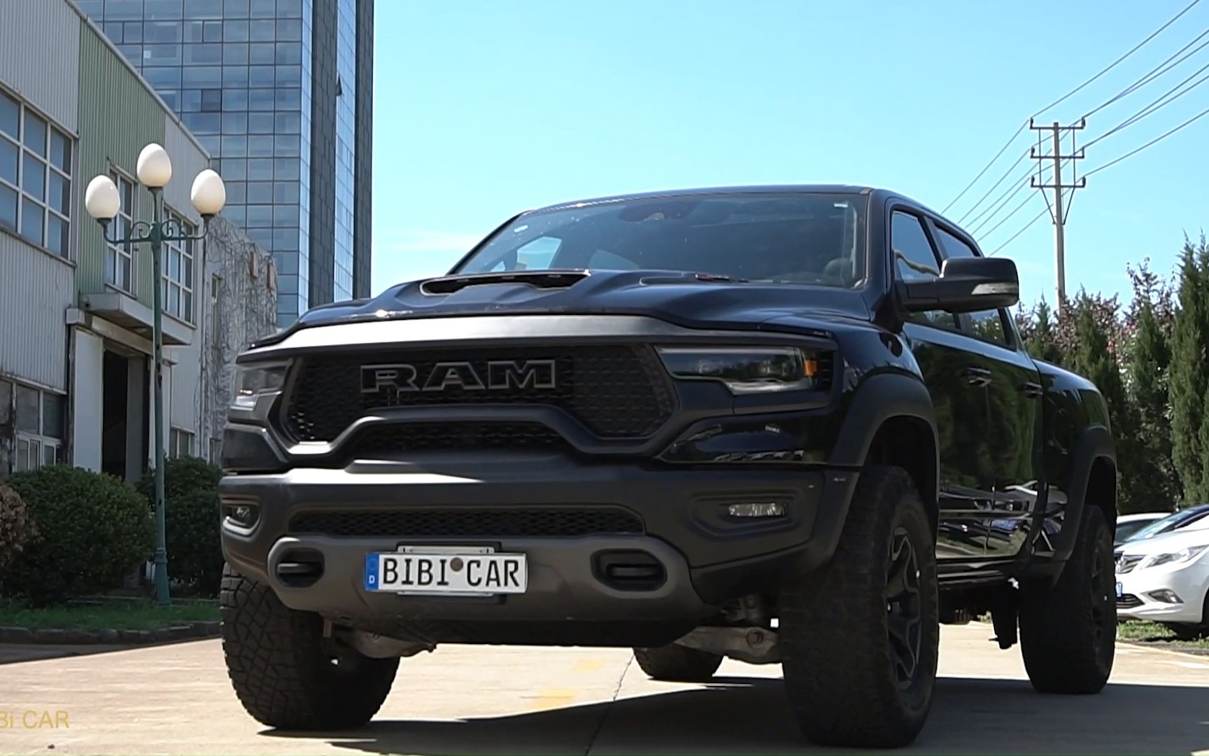 RAM 1500 TRX国内现车实拍!6.2的HEMI V8真的是太霸气了