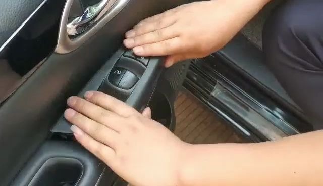 19款新轩逸经典安装视频