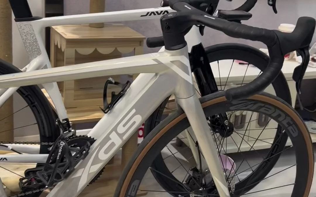 新手入门公路车推荐,三四千价位公路车测评,喜德盛ad350对比佳沃...