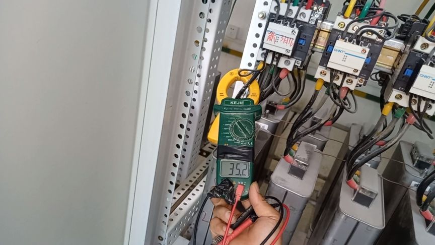 电容补偿柜判断电容好坏与更换