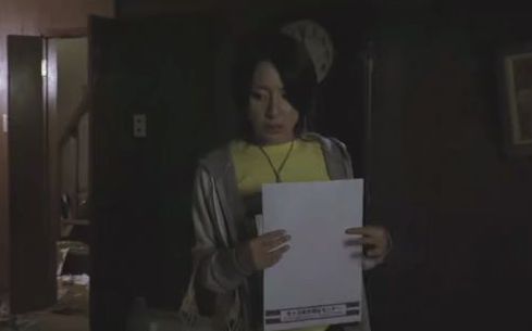 《咒怨1》全集无删减版:老师去俊雄家专访,童年阴影!