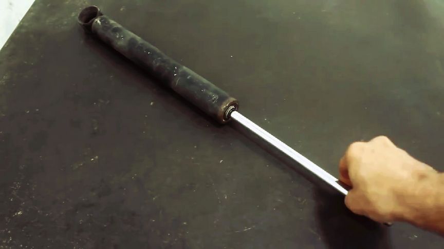 见识一下,废弃的气缸都有什么的用途,有钱都买不到,涨见识