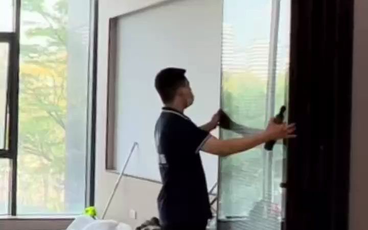玻璃百页活动隔断双层玻璃可伸缩密封隔音折叠玻璃门
