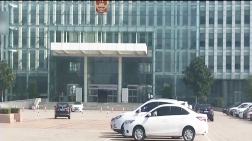 山东临沂:被扣押车辆要缴纳3000元停车费,交警和物价部门回应