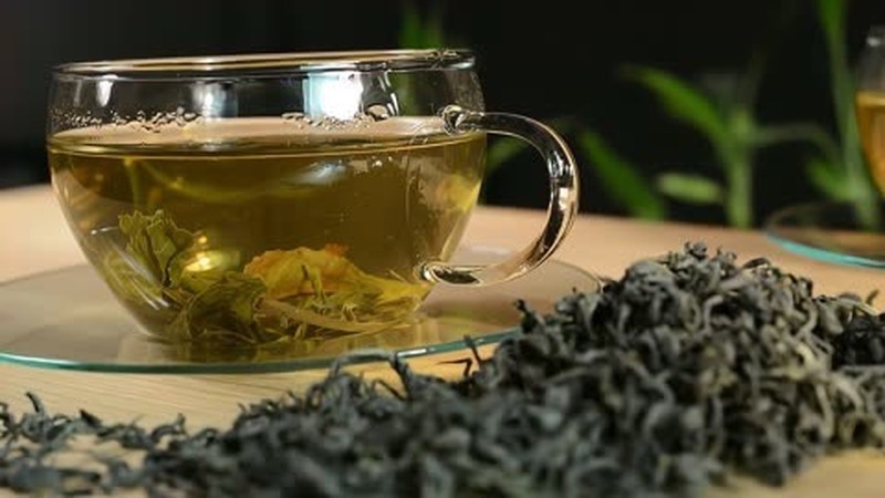 苦丁茶清热降火,缓解燥热的清凉茶饮