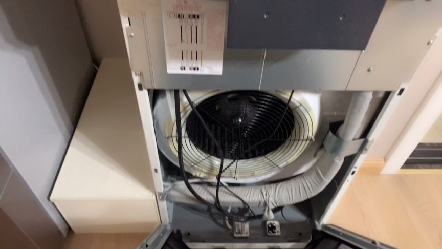 空调使用之前自己动手拆洗三菱电机空调过滤网