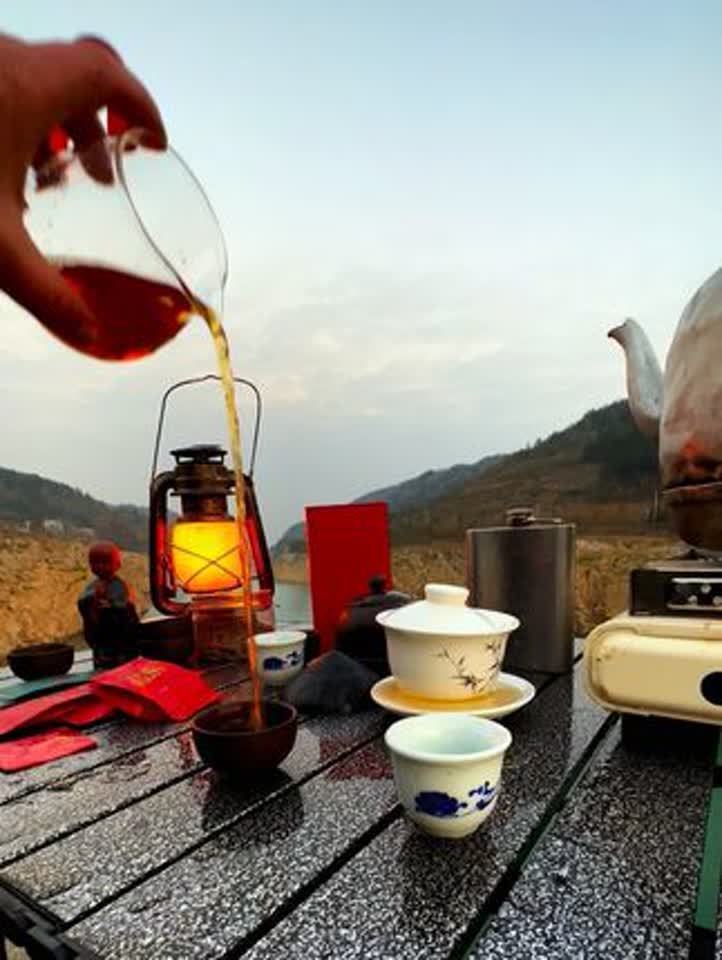 生活不是这样就是那样,你爱它,它也会爱你 #不品黄金茶那算到湘西