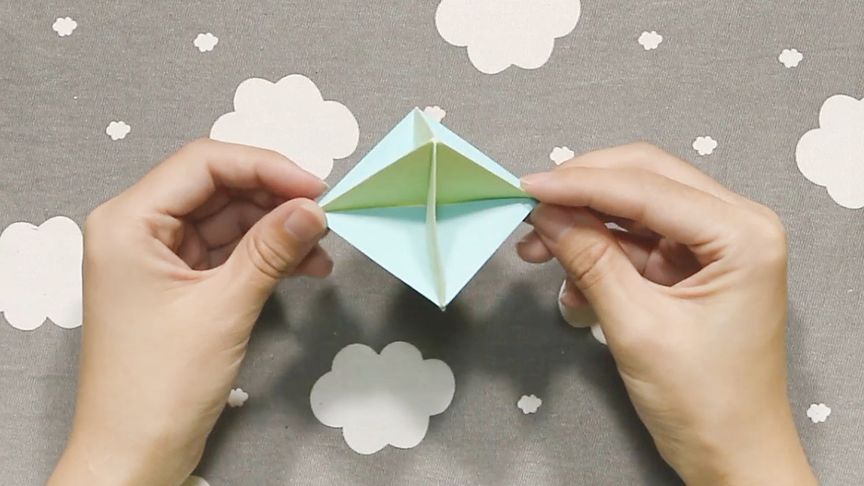 开心折纸——造型立体星(小鸡菜菜)
