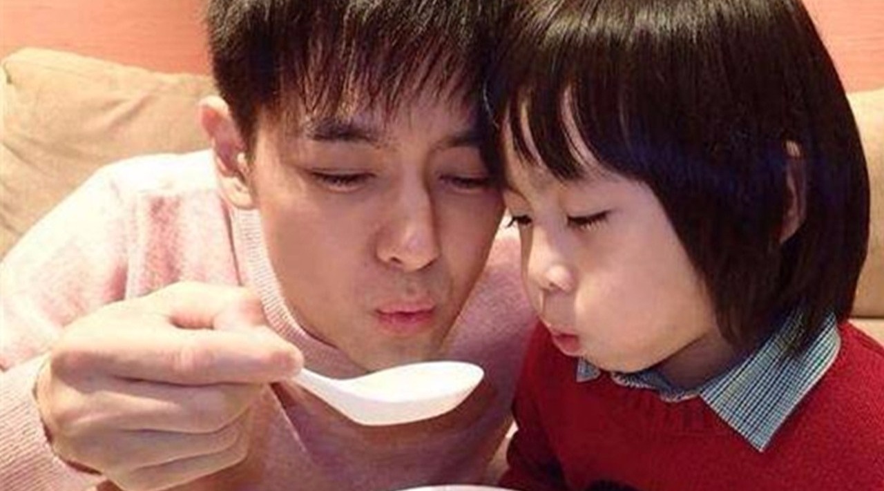 泰国公主,为了他至今没有结婚,在王室地位很高!