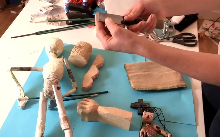 如何用木头制作木偶 !
