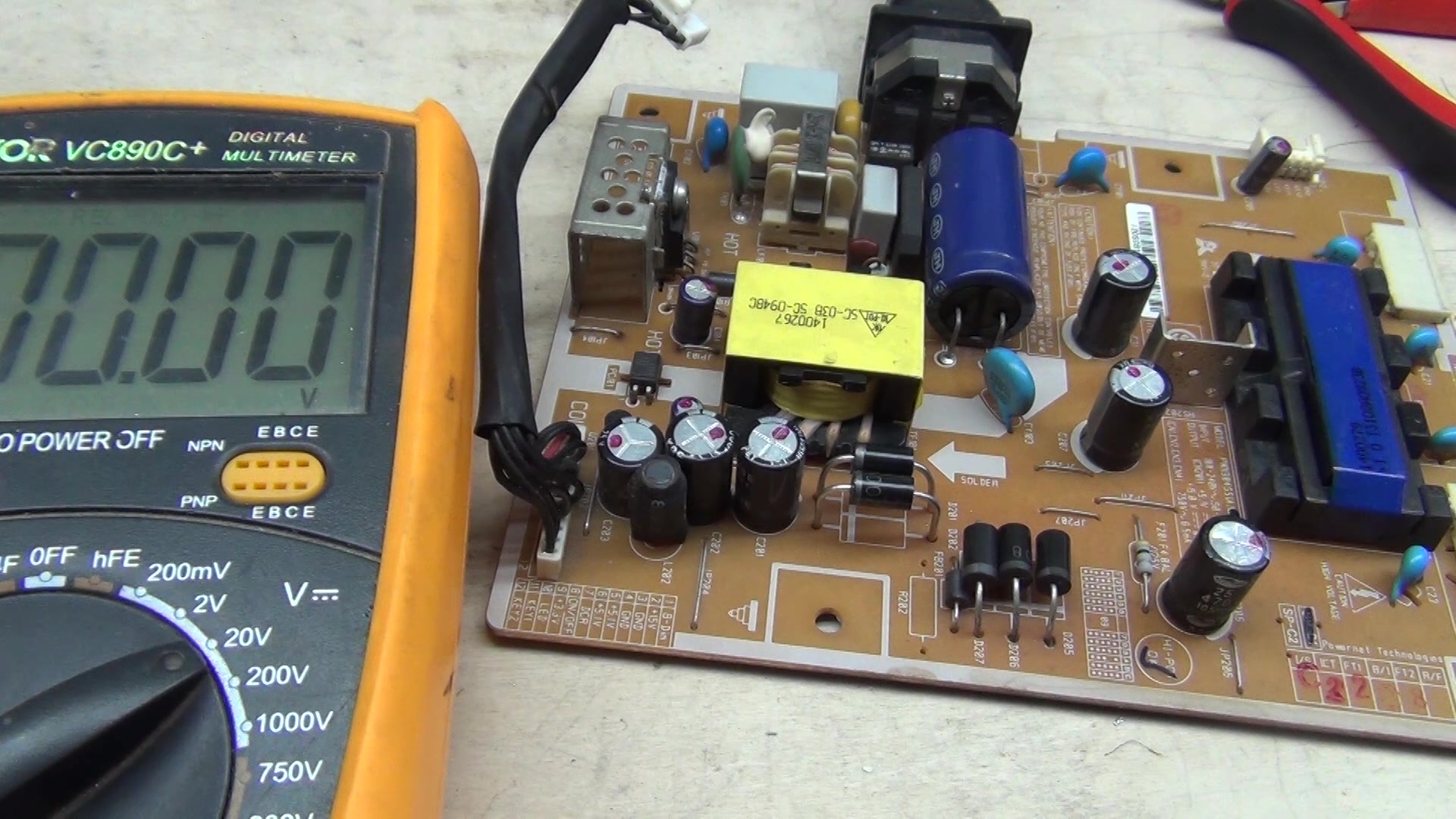 19寸LCD液晶显示器电源板维修实例20200226