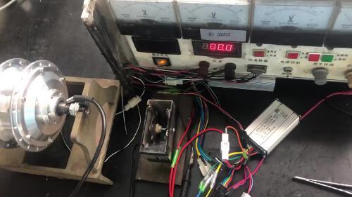 电动车控制器样品功能测试中