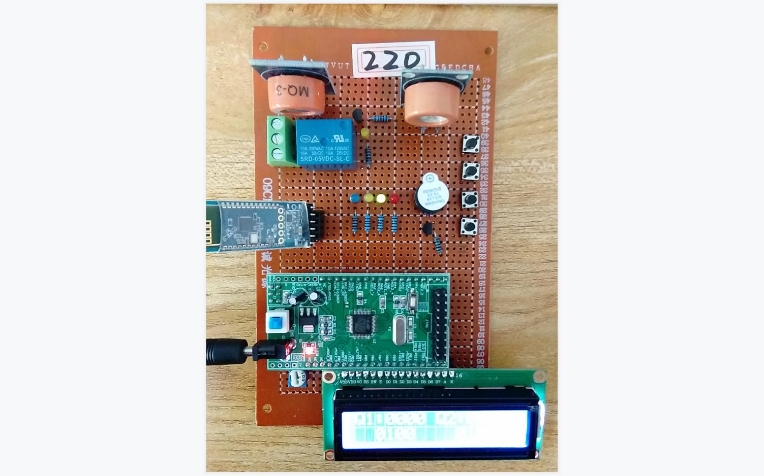 基于STM32单片机的车载酒精浓度检测报警系统防酒驾安全驾驶设计-2...