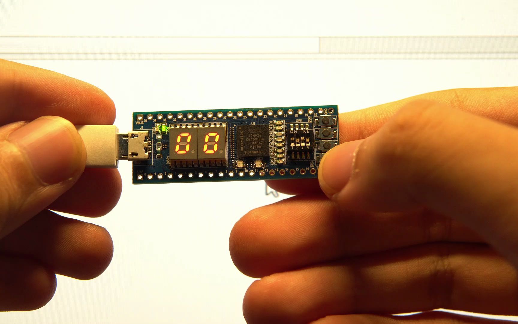 数电实验六(1) 具有清零功能的按键计数器