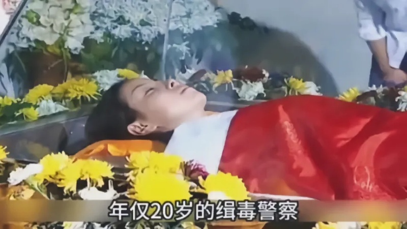 影视:缉毒警察壮烈牺牲,不料丈夫接了个电话妻子的死竟有蹊跷