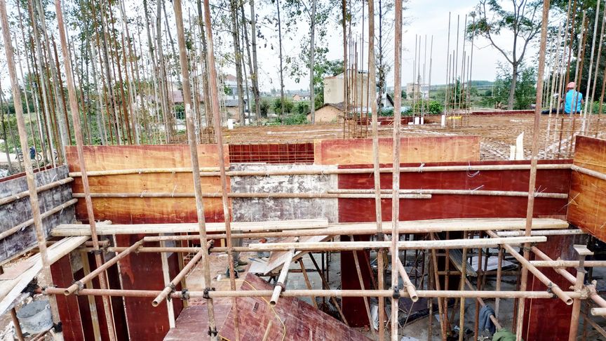 农村自建房模板如此施工,保你家房子屹立不倒,包工头都点头称赞