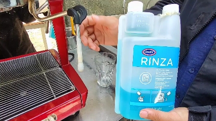 咖啡机,奶垢怎么清洗?用什么清洗效果好?看视频,半自动,全自动都可以...