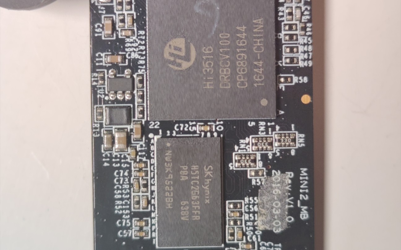 海思芯片--盯盯拍mini2拆解以及一些行车记录仪知识探讨