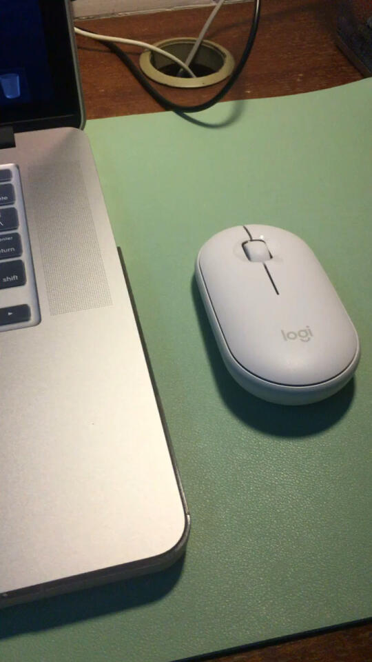 罗技的无线蓝牙鼠标