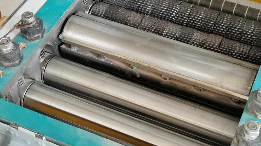 压刨更换刨刀片过程,没有剪辑,没有变速播放,过程是重点,切记