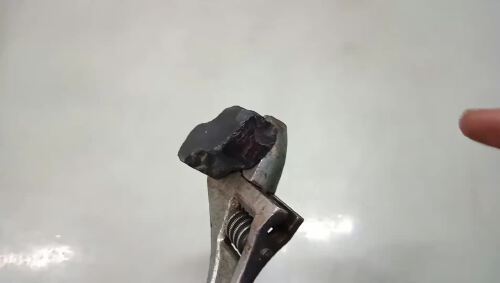 磁铁有一种特殊的妙用,很多人都不知道,师傅现场演示,太神奇了