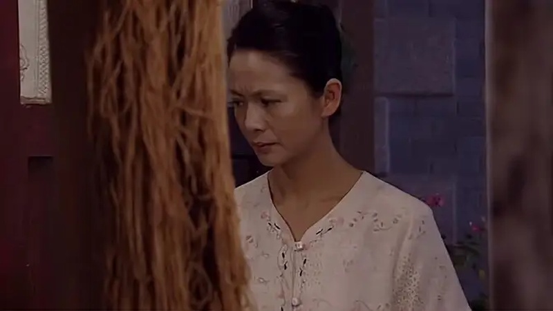 暖秋:小伙吸毒上瘾,为了拿到钱,竟要把自己孩子给买了