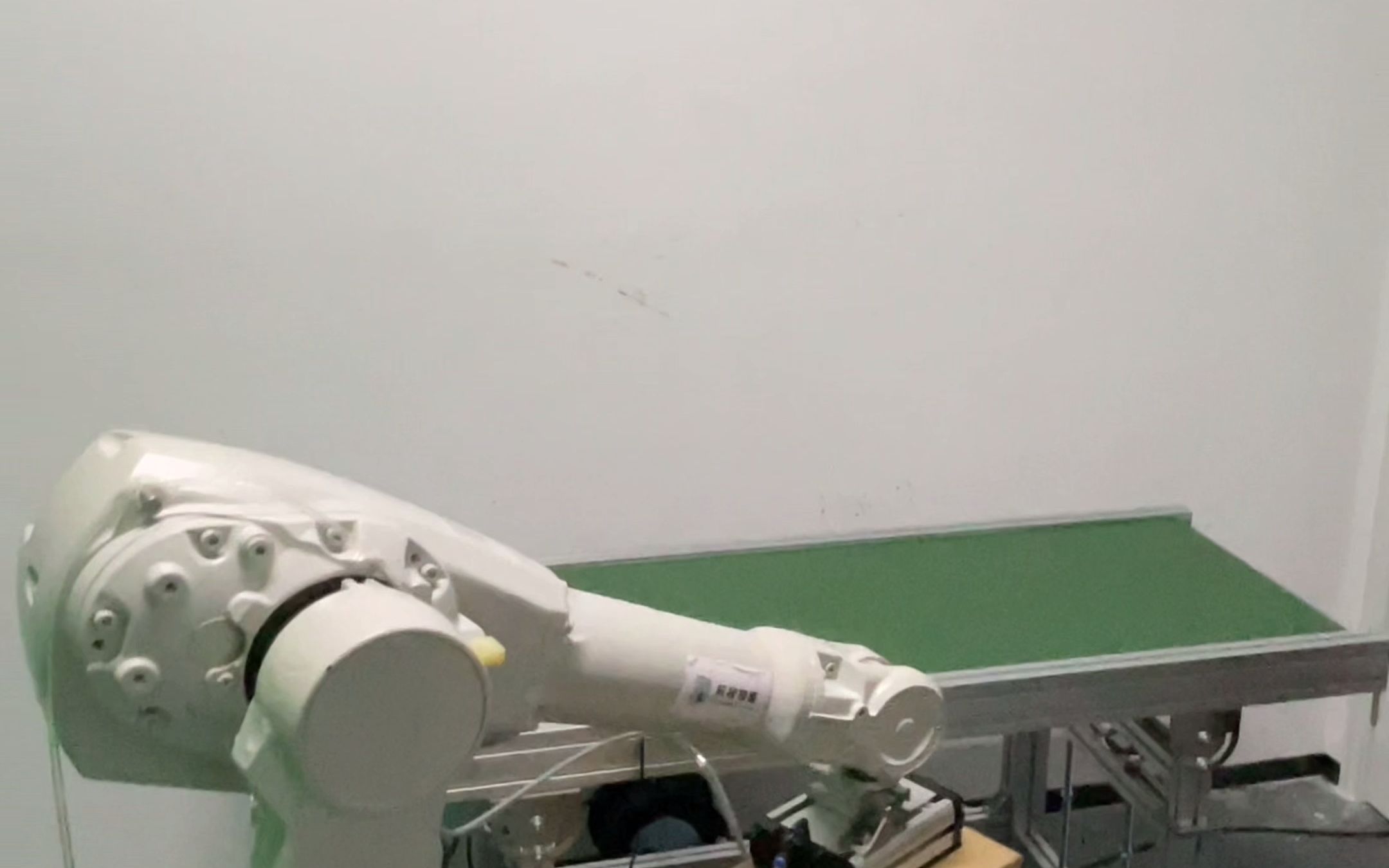 辰视机器人3D视觉引导对物流行业多纸箱进行自动化无人拆垛作业