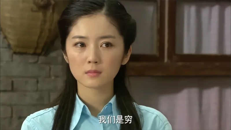 警察误会姑娘特来道歉,下秒老爸的话太解气
