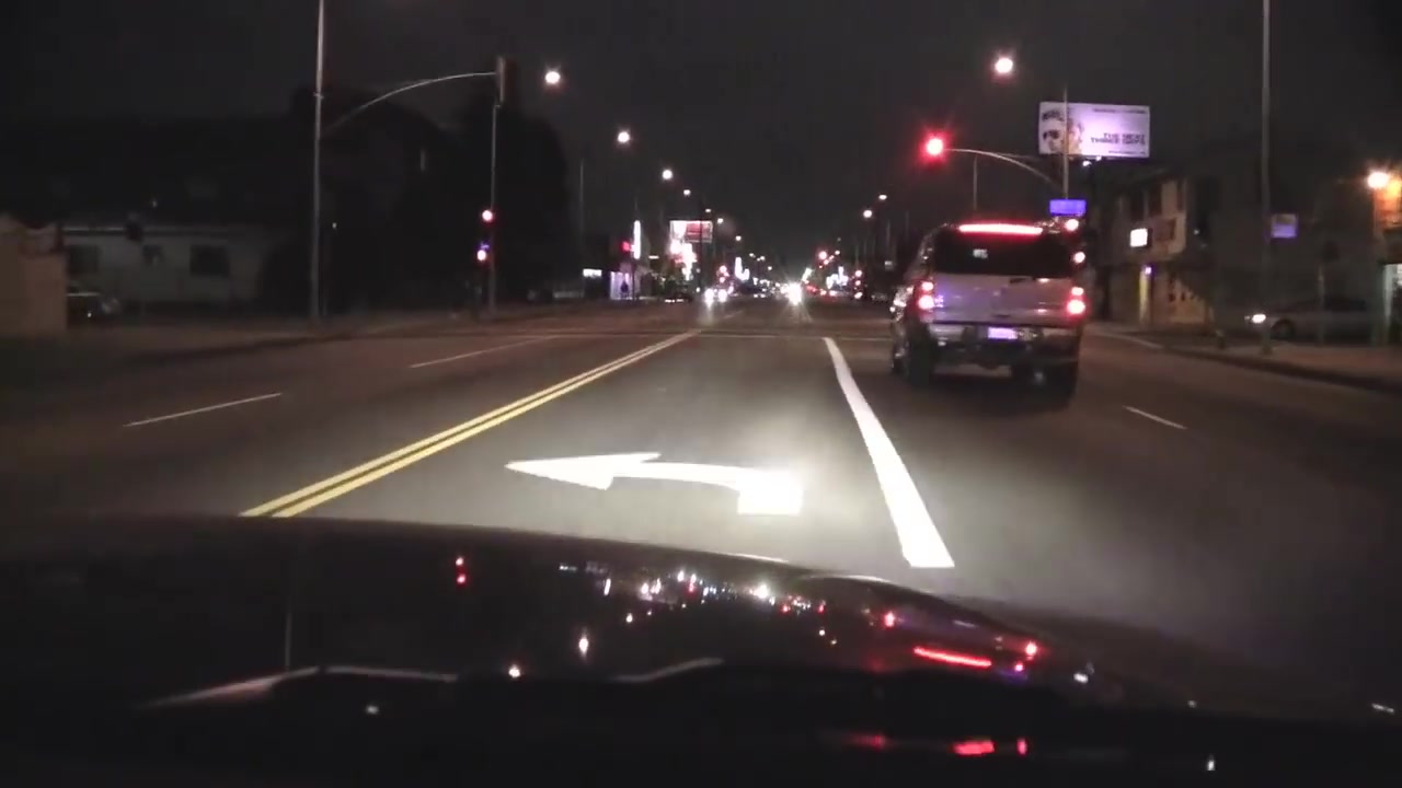 LAPD Code 3 协助出警,增援车辆视角