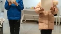 我的外孙女梁好好在练习学校家长会主持人主持词呢